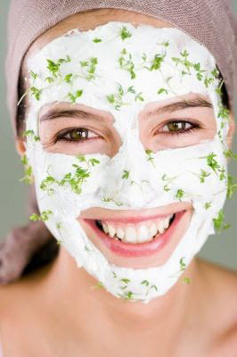 Facial Cream: Milk Mask