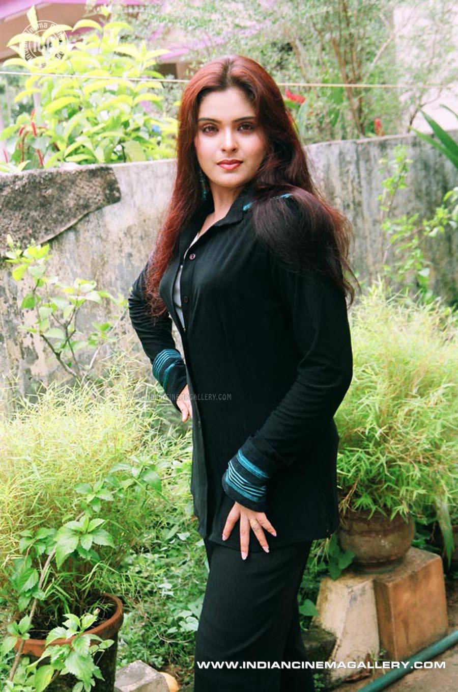 SouthIndian Actress Gallery: Sajitha Betti photogallery