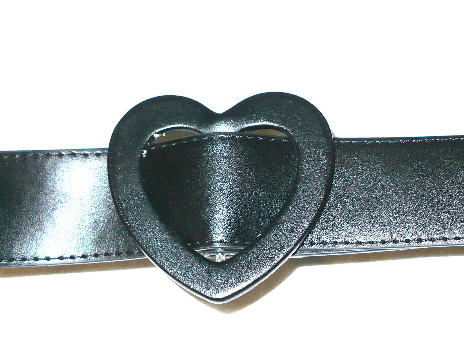 Curea: Curea de dama neagra catarama in forma de inima