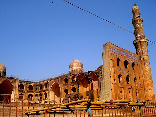 Story of Kannadiga , kannada and Karnataka: Karnataka 's Persian Affair