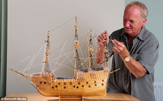 mdolla: THE MATCHSTICK ARMADA: MODEL MAKER SPENDS A DECADE BUILDING 20 ...