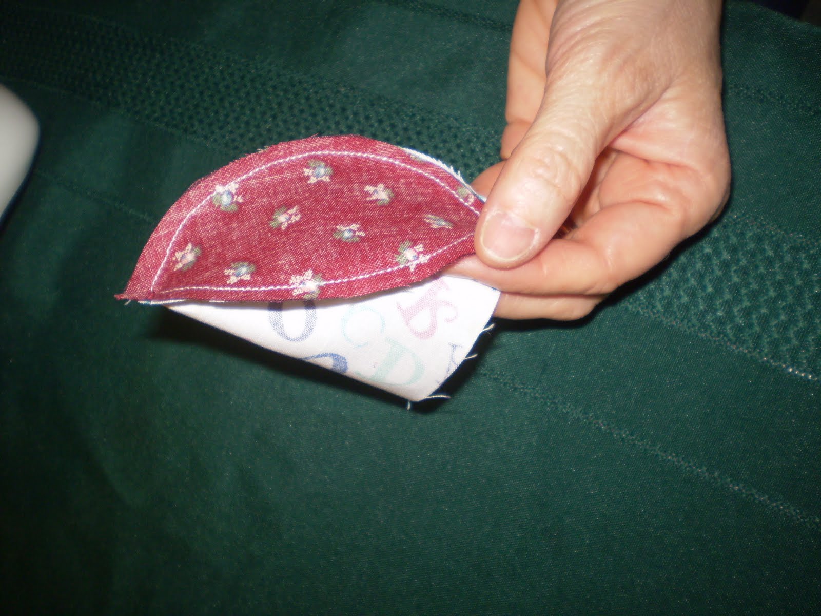 Finding My Way: Fabric Balls - Craft Tutorial