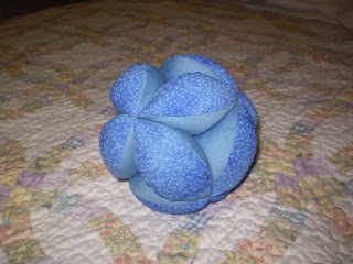 Finding My Way: Fabric Balls - Craft Tutorial