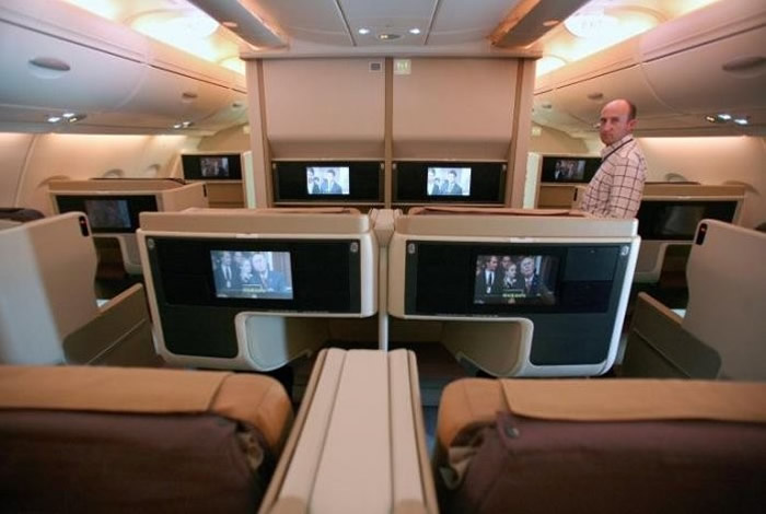 THIS {TALE} TO TELL !!!: AIRBUS A380 DOUBLE DECKER AIRCRAFT