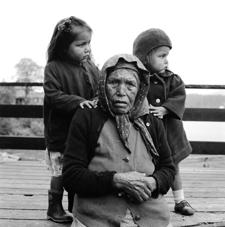 discovered work – vivian maier | SPACE IN TEXT