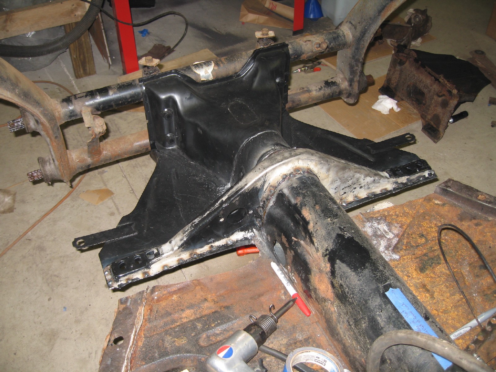 1974 volkswagen Beetle Restoration: New frame head, new chassis, disc ...