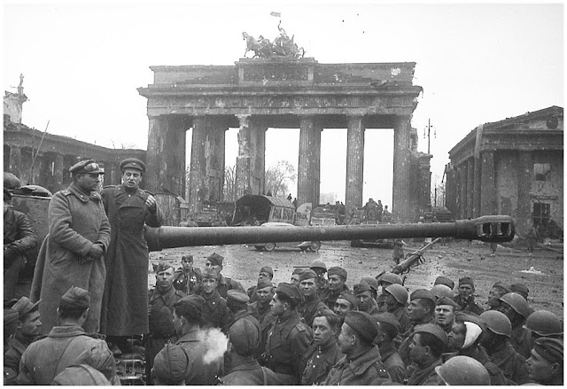 PICTURES FROM HISTORY: Rare Images Of War, History , WW2, Nazi Germany ...