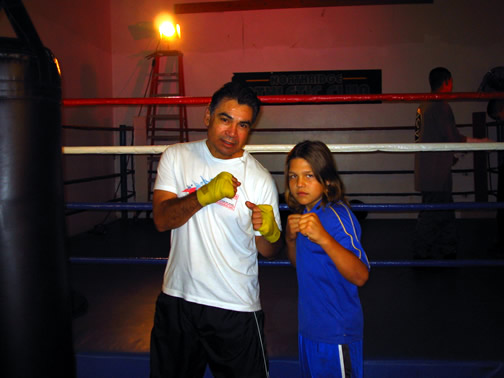 Paranormal And Strange World: Richard Sandrak -The Boy With Eight Packs