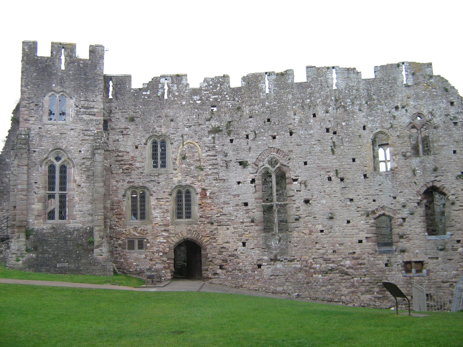 Piers Gaveston: A Visit to Chepstow Castle