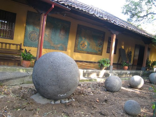 Las misteriosas piedras redondas de Costa Rica - Curiosidades, rarezas ...