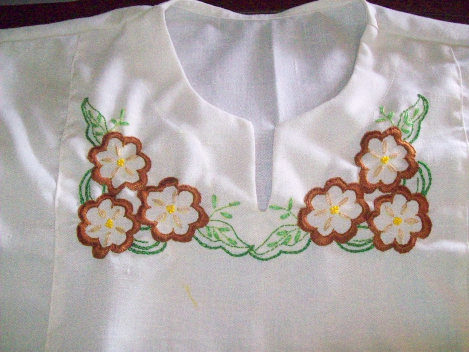 Fiodourado2: Bata bordada