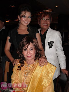 DATO' SITI NURHALIZA....adalah yang TERBAIK..: Fesyen Artis Berpasangan ...