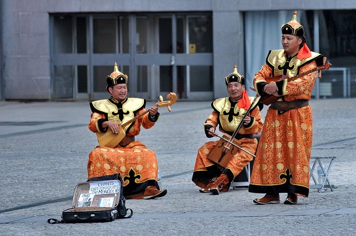 Sarmatian In Paris: Barbarian hordes are invading Europe