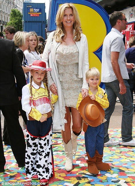 evolutia stelara: Rod Stewart Daughter Sarah Streeter