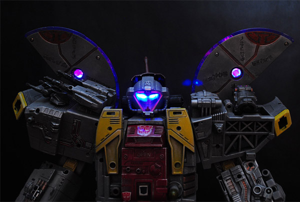 mundo transformer: Custom Omega Supreme