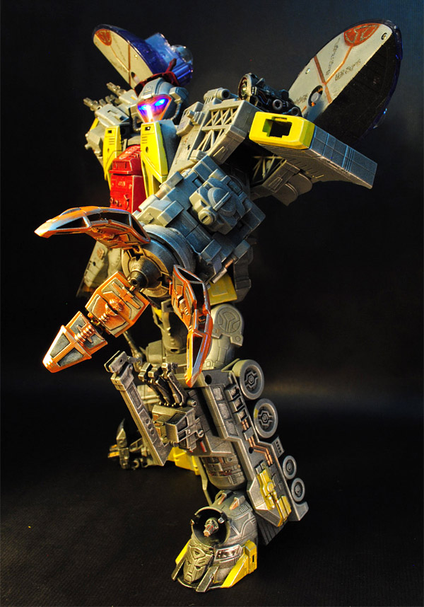 mundo transformer: Custom Omega Supreme