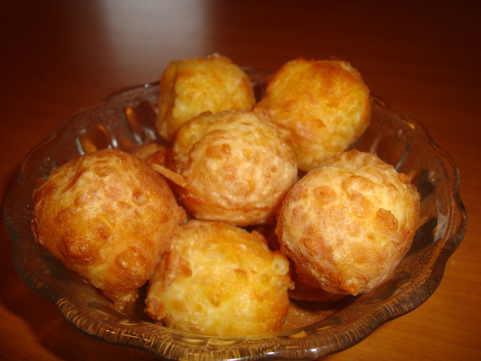 Love to cook: Bulete de cascaval