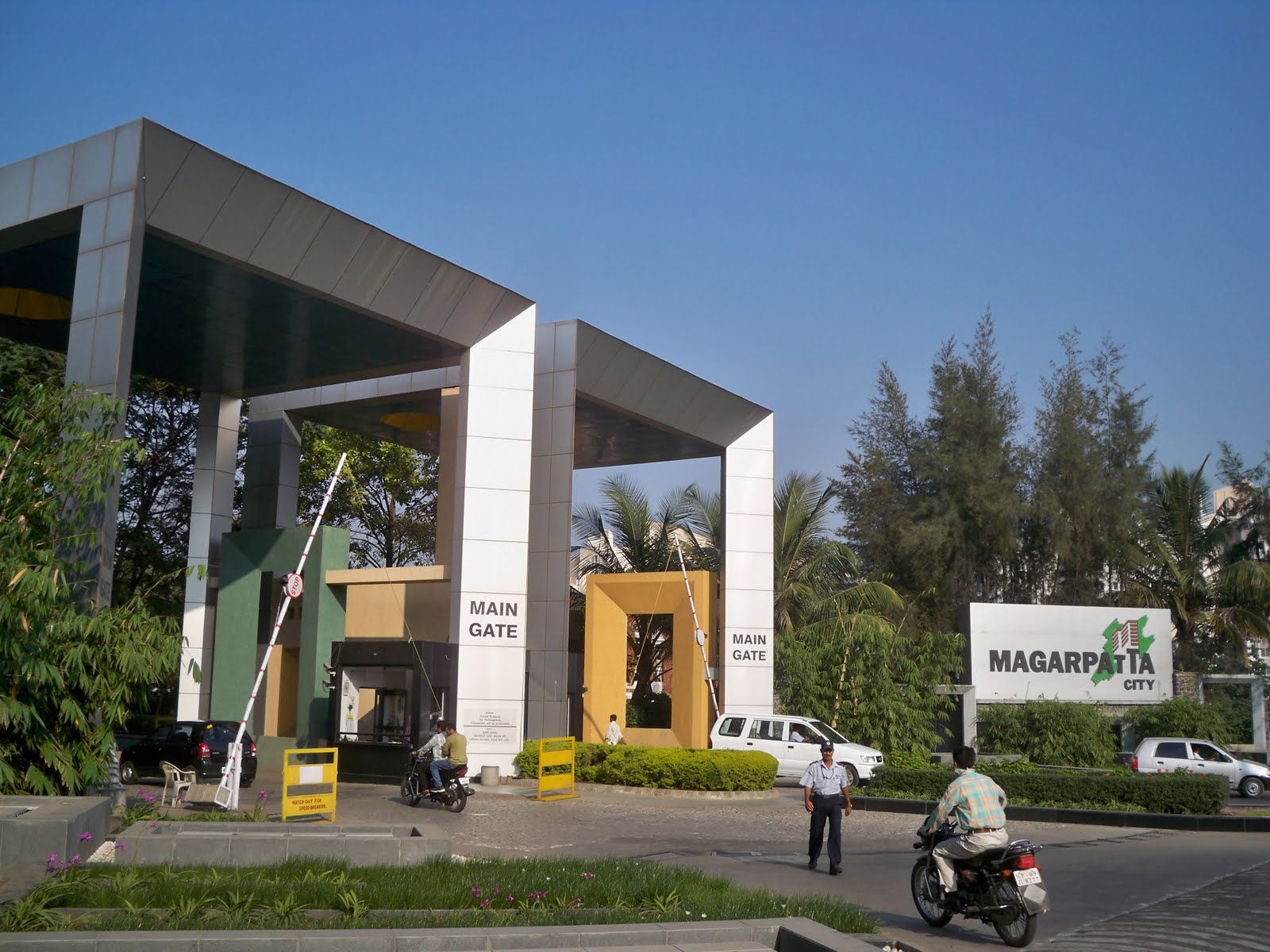 A MAN ON THE MOVE: Magarpatta City,Poona