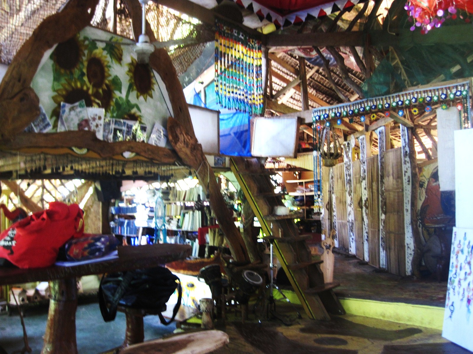 I AM MAILYNE: Enigmata TreeHouse in Mumbajao, Camiguin Island