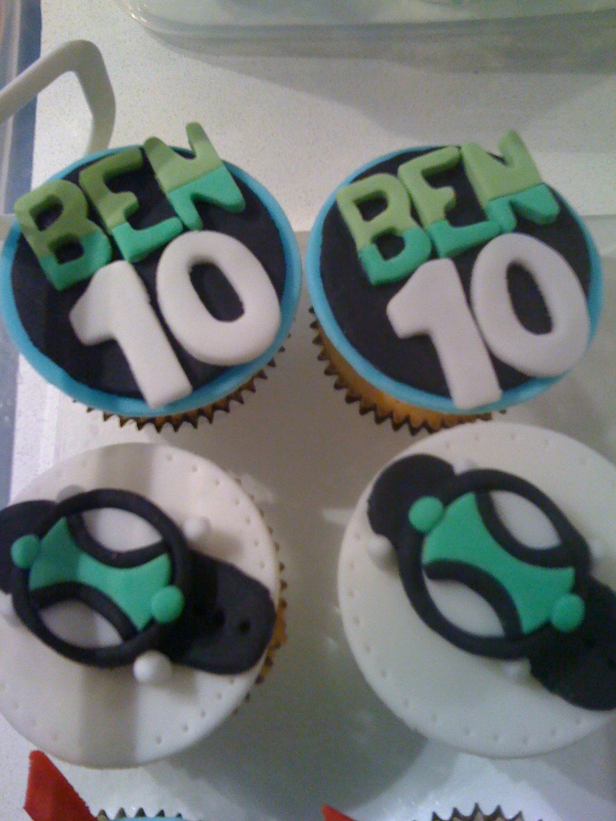 The Cupcake Stand: Ben 10 Cupcakes