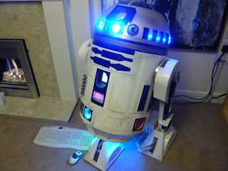 R2D2 Computer Case Mod: R2D2 Computer Mod