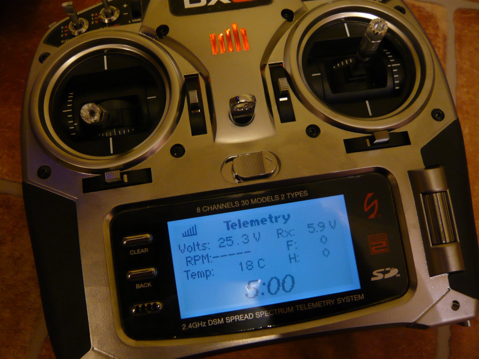 Emy: New Spektrum DX8 radio