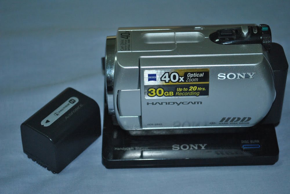 Wind & Sky: Sony Handy Cam