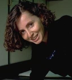 Tecnología al Día: Ruth Kedar y la historia del logo más famoso