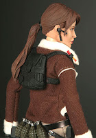 1/6 lara croft action figure by sideshow collectibles