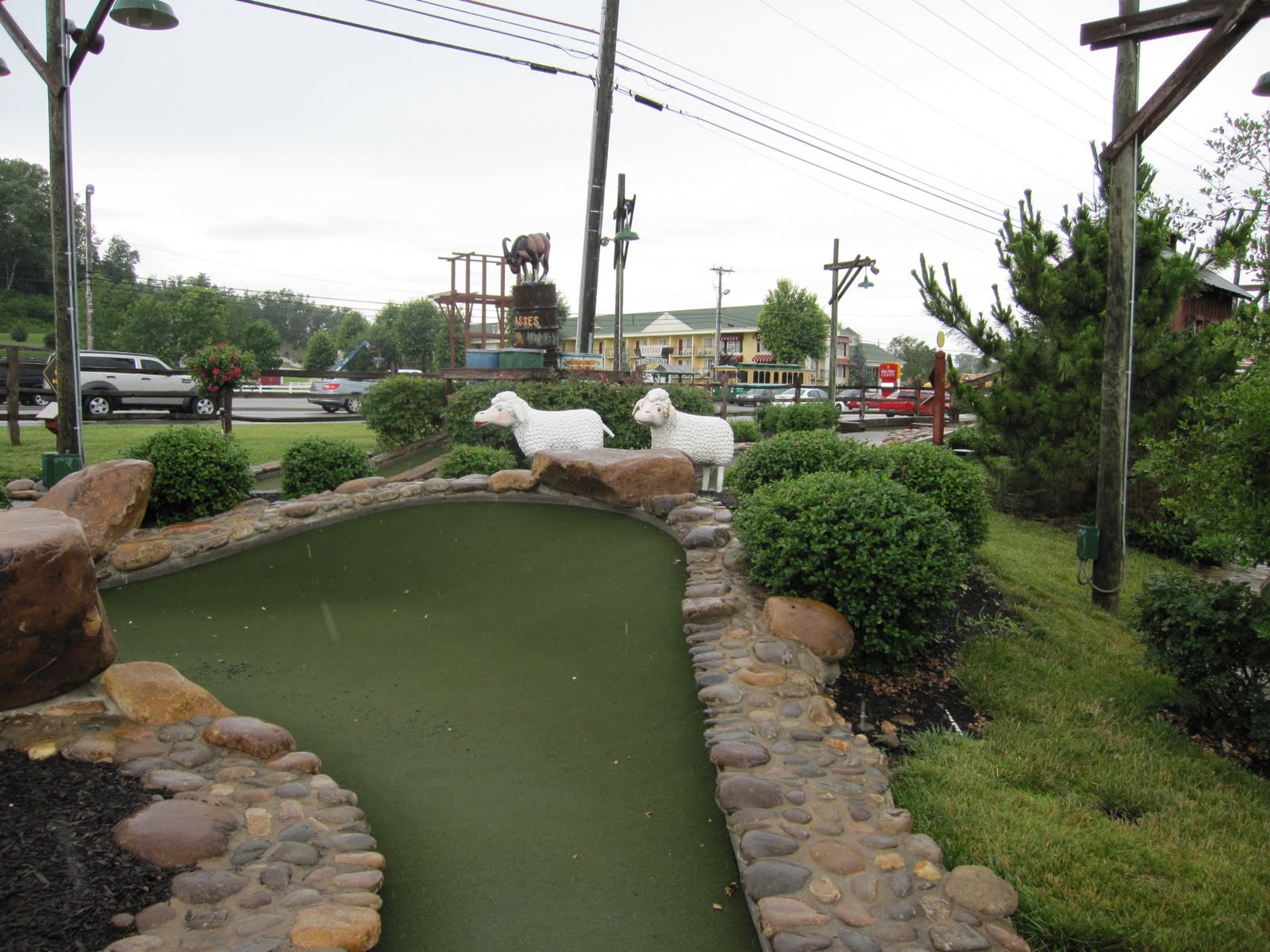The Mini-Golf Diaries: Ripley’s Old MacDonald’s Farm Golf Part 1: "The ...