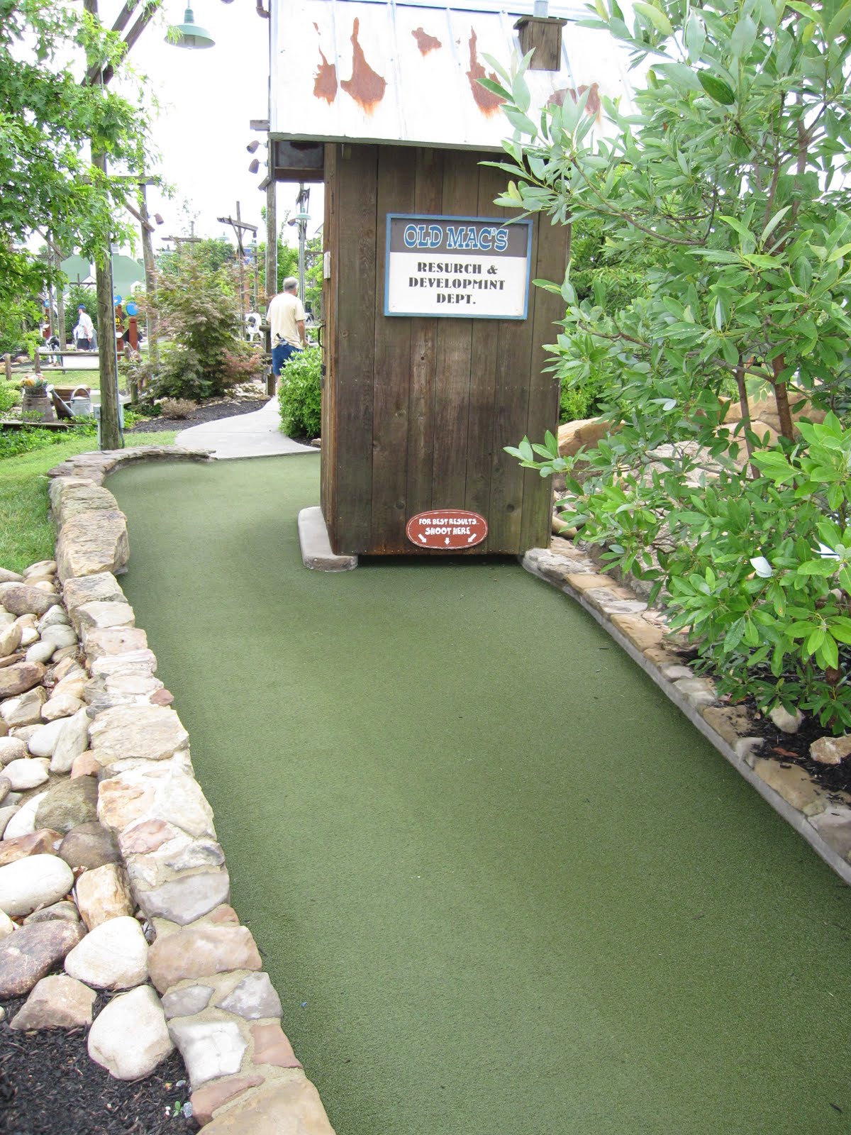 The Mini-Golf Diaries: Ripley’s Old MacDonald’s Farm Golf Part 2 ...