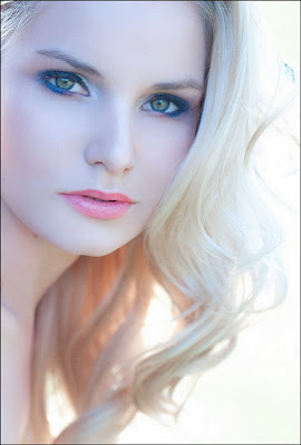 Funz Bite: Beautiful and Stylish English Model Girls Photography