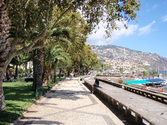 * AS BELEZAS DE UMA PEROLA NO ATLANTICO*: CIDADE DO FUNCHAL-CAPITAL DA ILHA