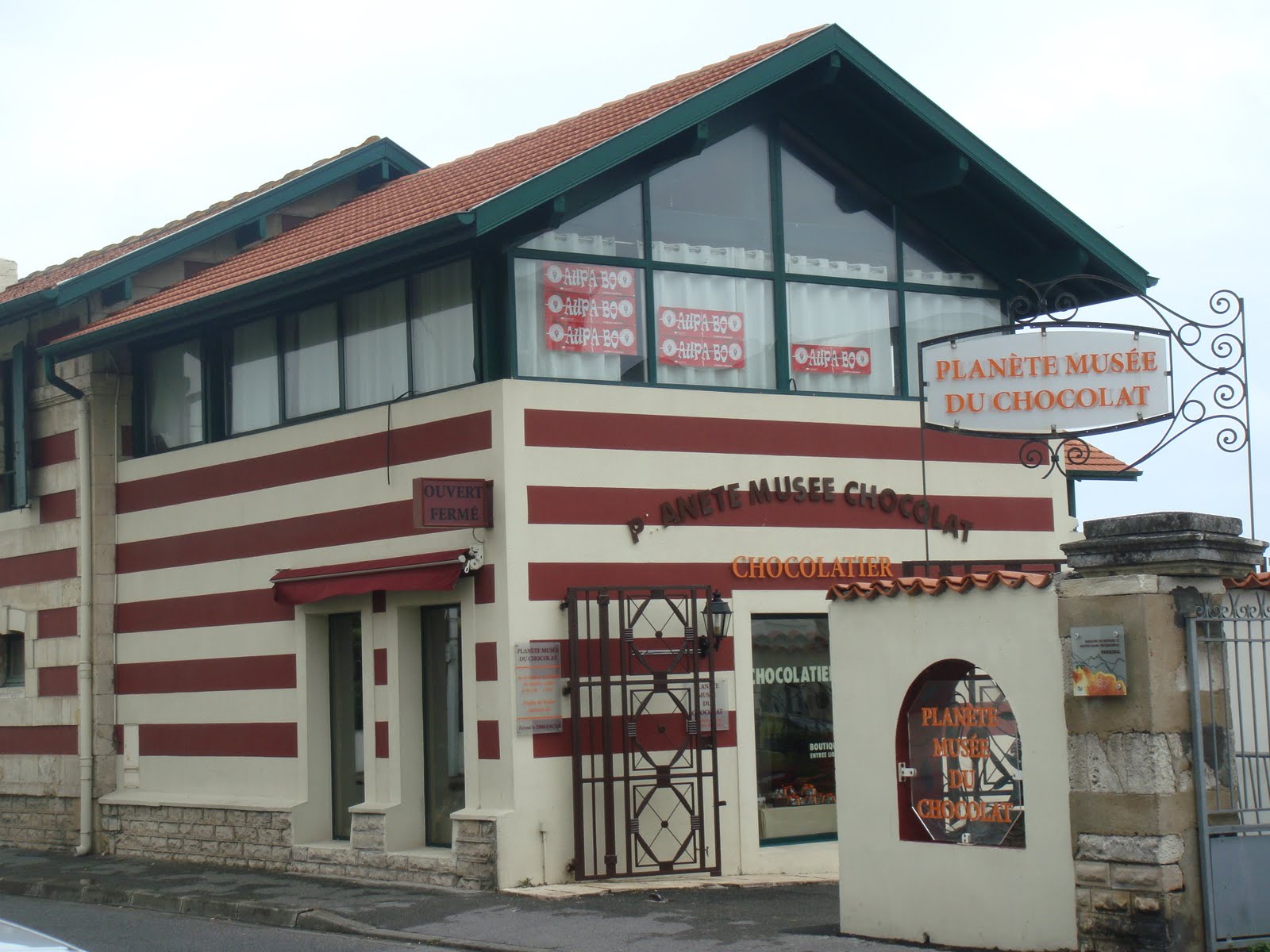 La Vie Français: Chocolate Blitz in Biarritz