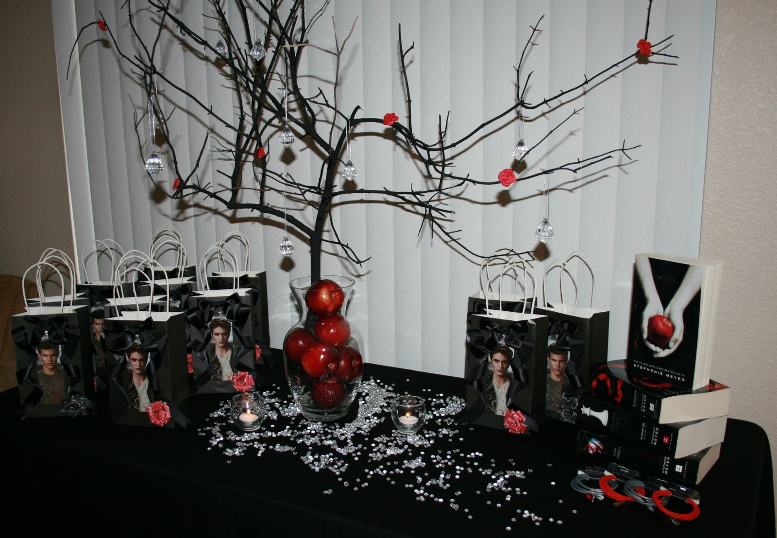 My Creative Ink: Twilight Party Decorations