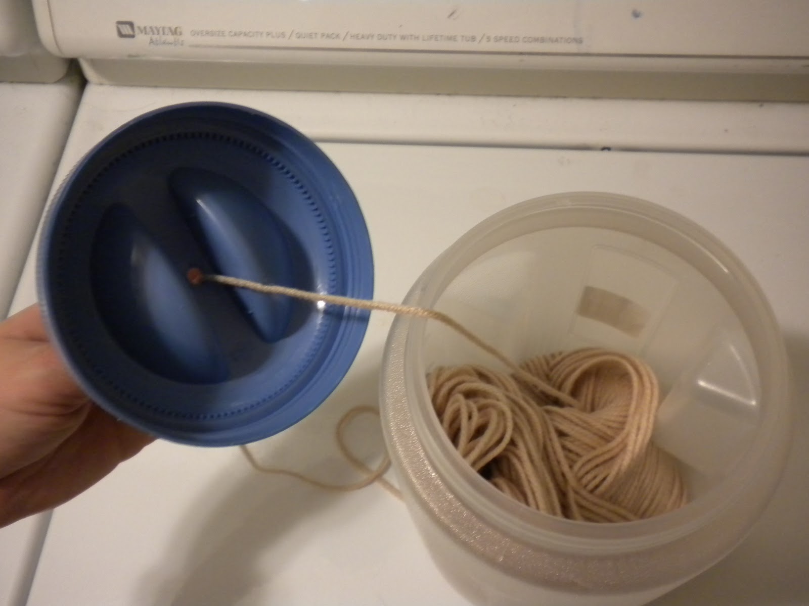 the kc experience: Thrifty Thursday: Yarn-Tainer Knock-Off