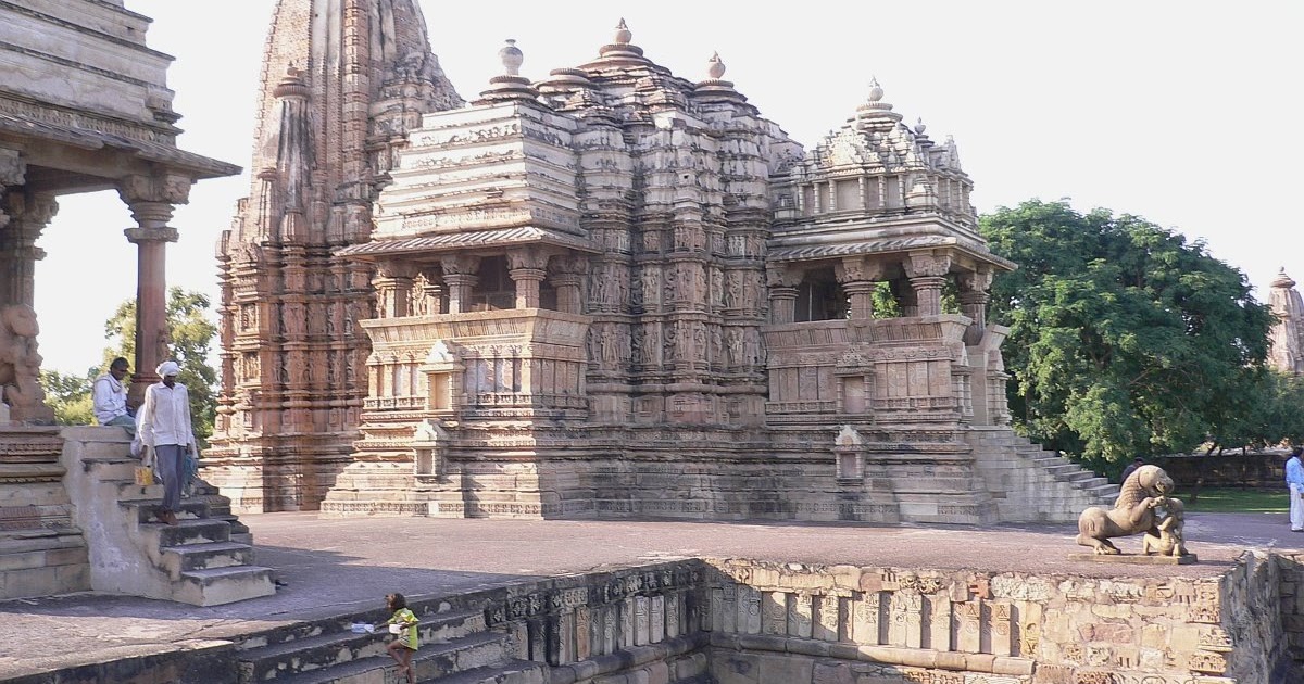 All You Need to Know About Hinduism: Structure of a Hindu Temple