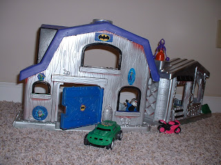 Donna & Stu: Batman toys for Maw-maw's house