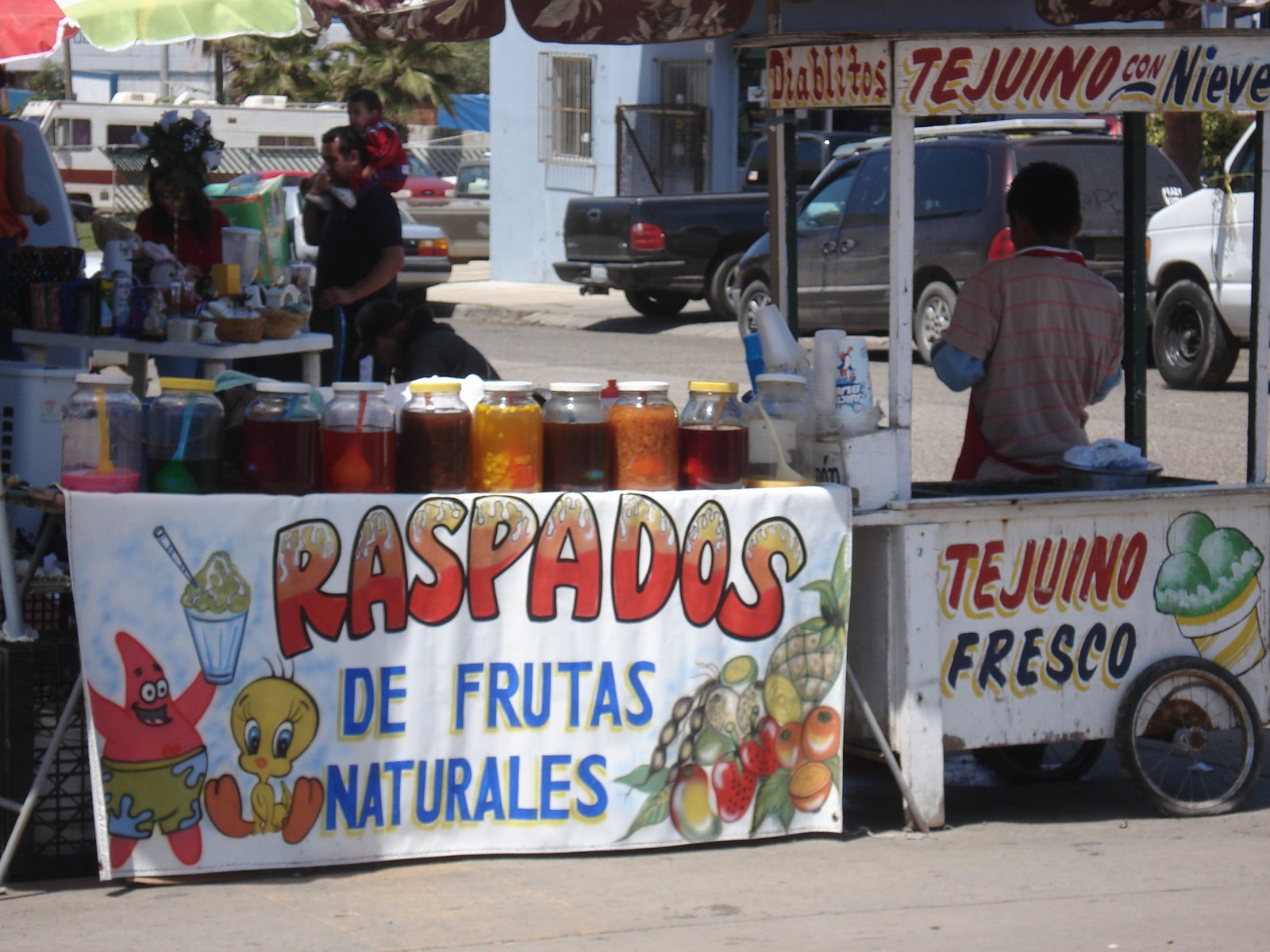 Tijuana Bible: The market on wheels/El mercado sobre ruedas