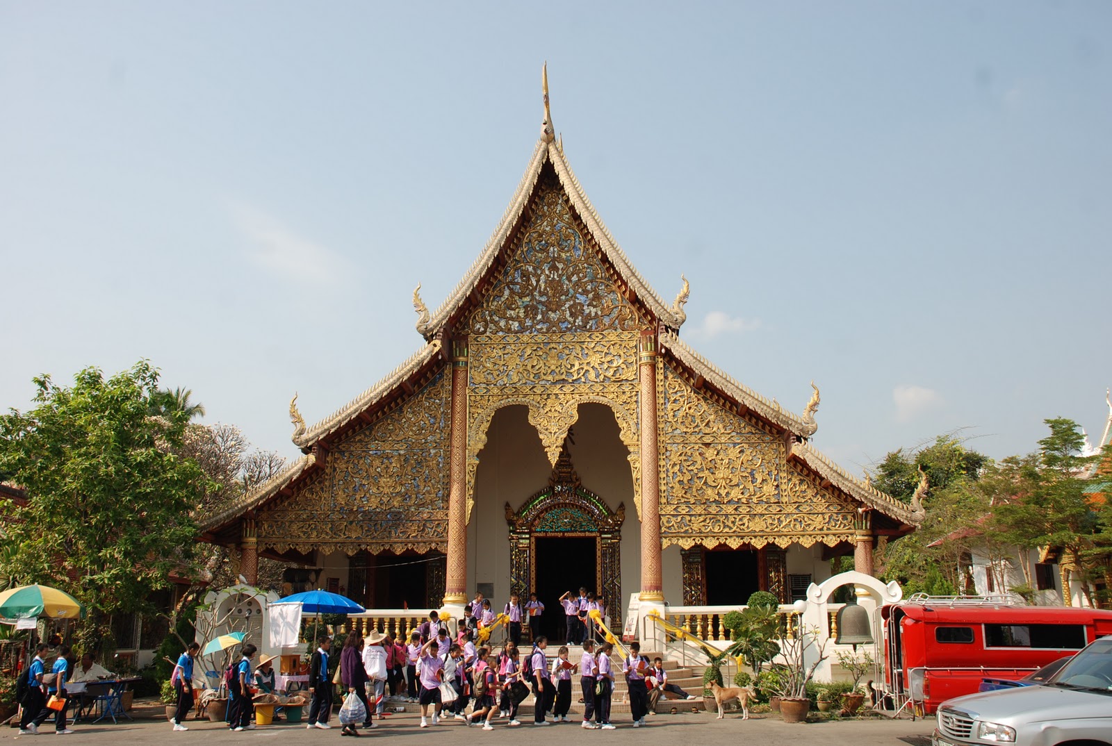 Pies & Sal do a Palin: Northern Thailand - Temples and The Golden Triangle