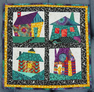 CrzyPomLady: Wacky Houses