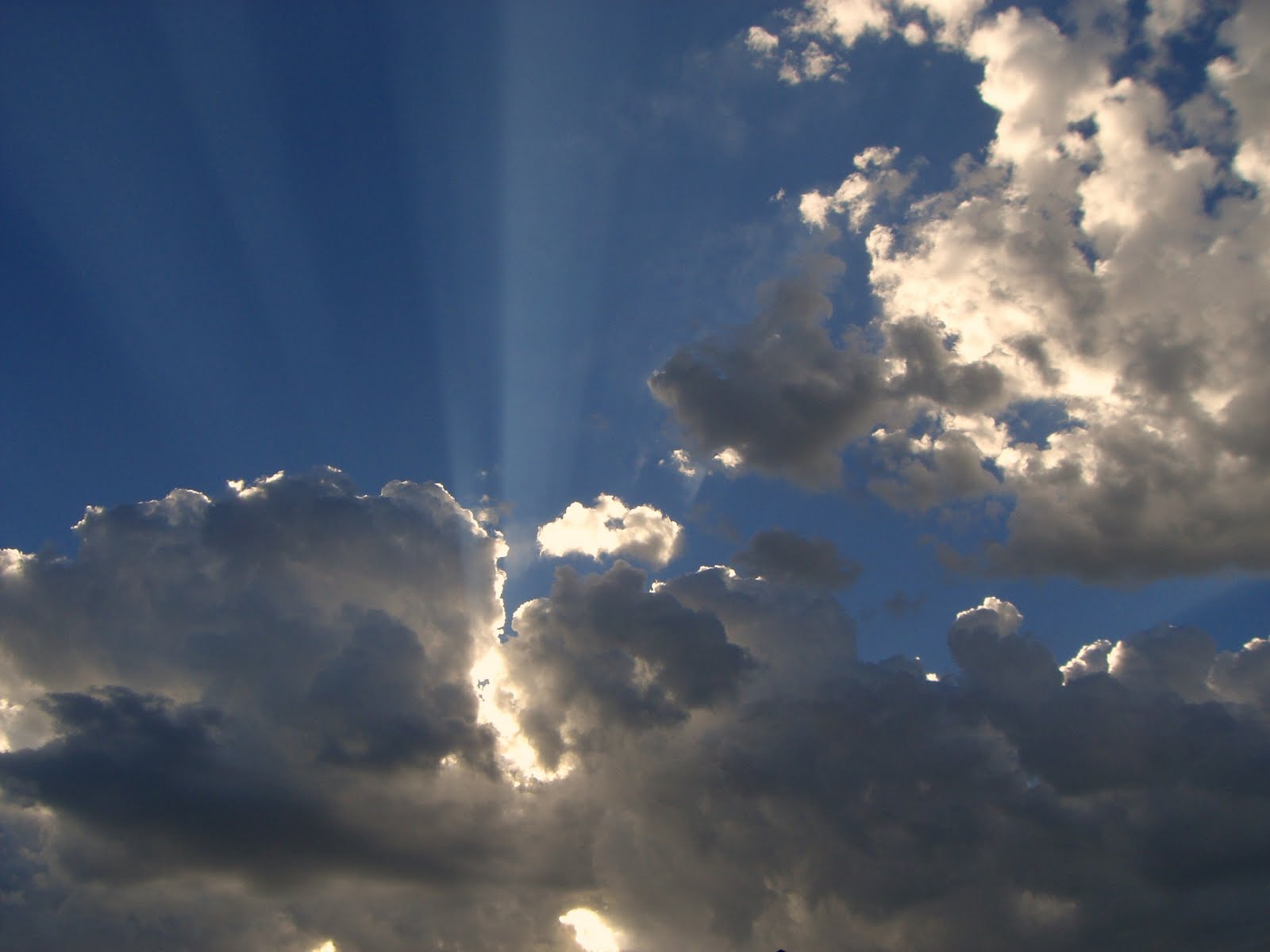 Nancy's Arts & Crafts: Sunbeams through Clouds and Bob Ross Teaching