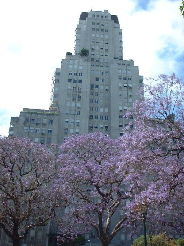 LEYENDAS DE BUENOS AIRES: HISTORIA DEL EDIFICIO KAVANAGH