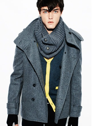 The Fashion Urban Men: Scarve the new accesory for cosmopolitan men.