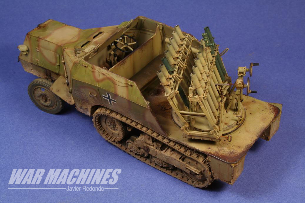 WAR MACHINES: Leichter Reihenwerfer ausf Somua MCG S307 (f)