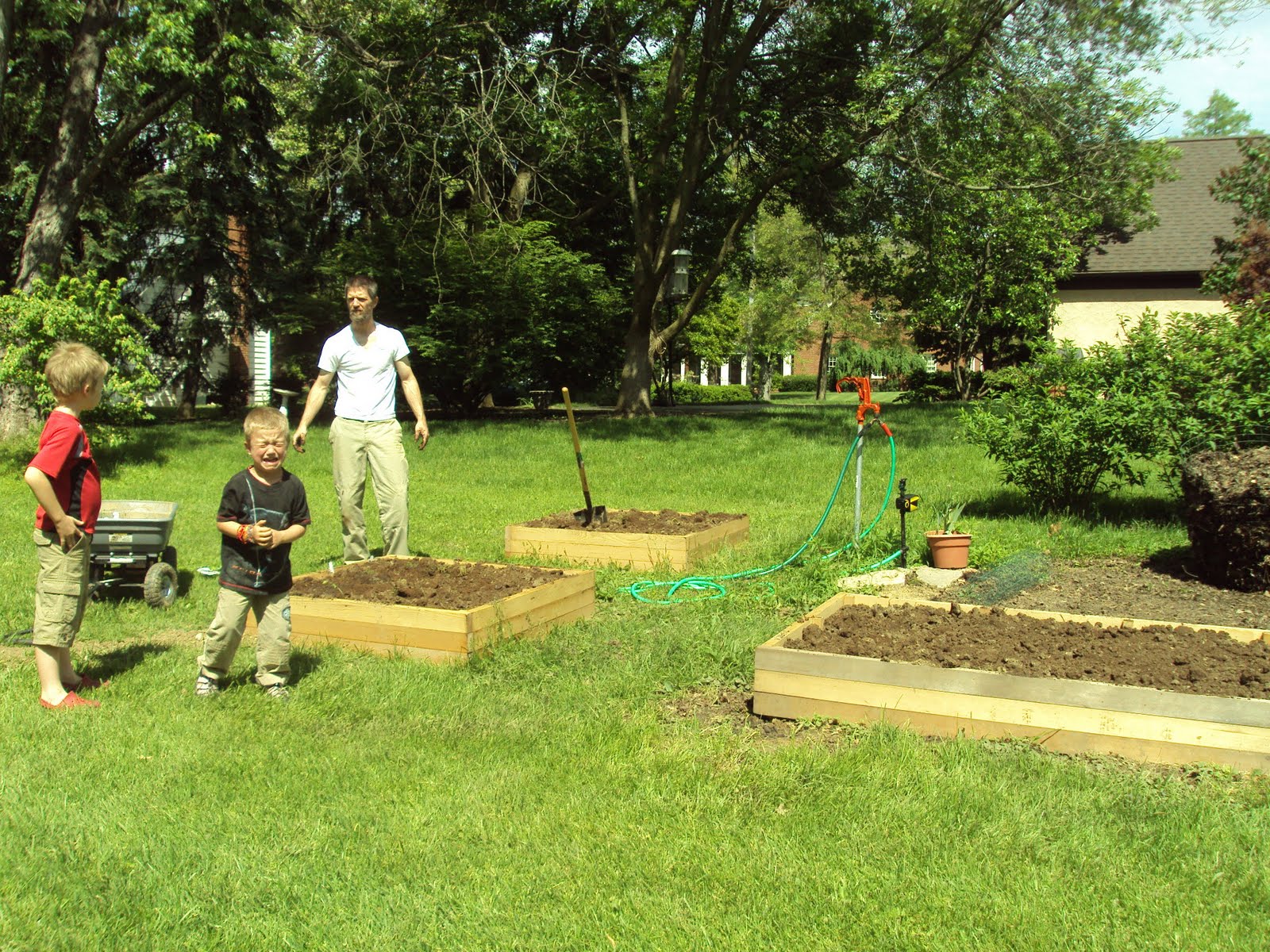 Just Another Mama Blog: Yard Work