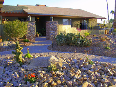 Arizona Landscaping: The Powerful Affects of Contouring, Boulders, and ...