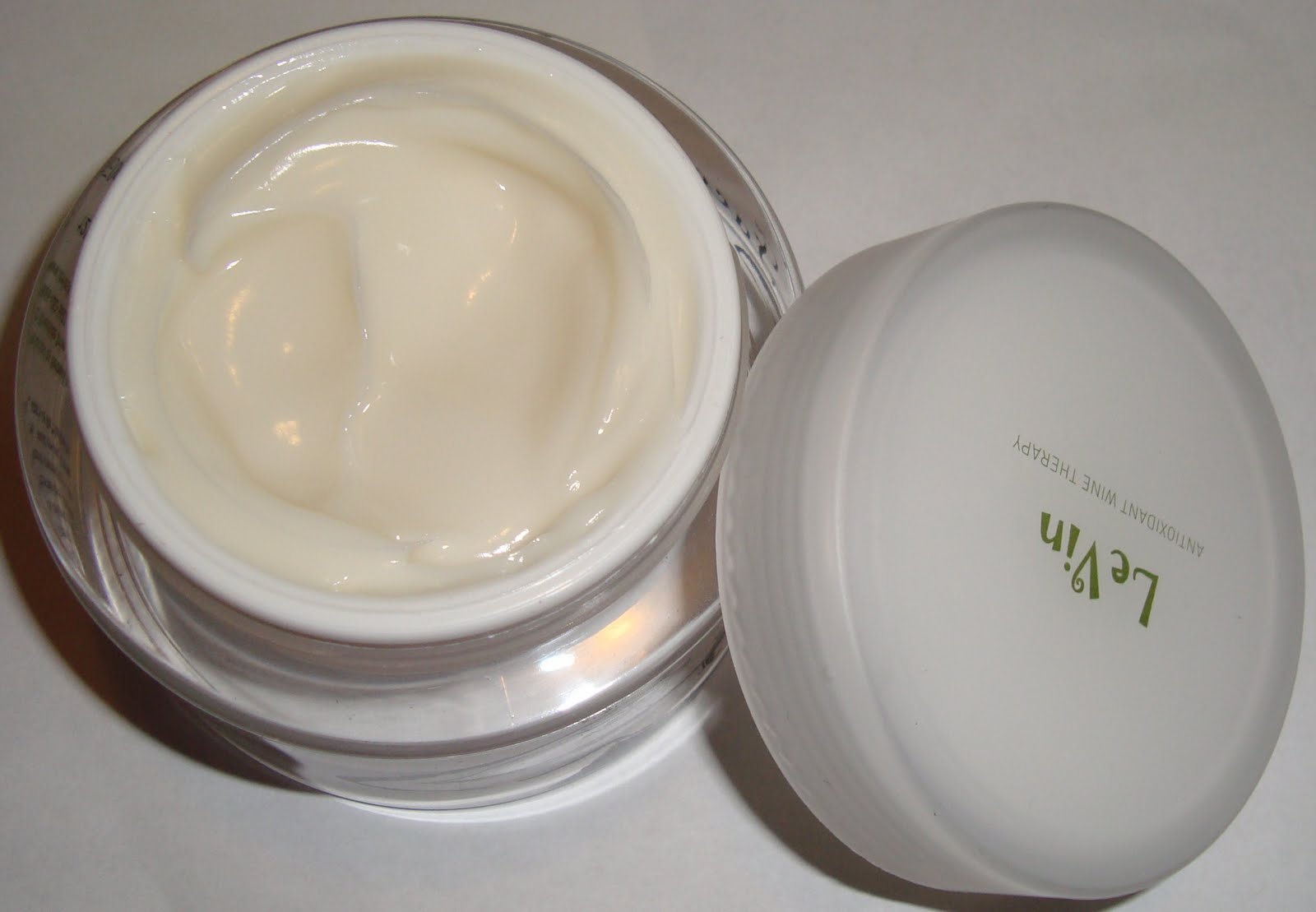 One Girl's Passion For Makeup: Review: LeVin Skincare Face Cream
