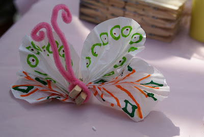 the honeybunch home companion: All Aflutter: Butterfly Crafts!