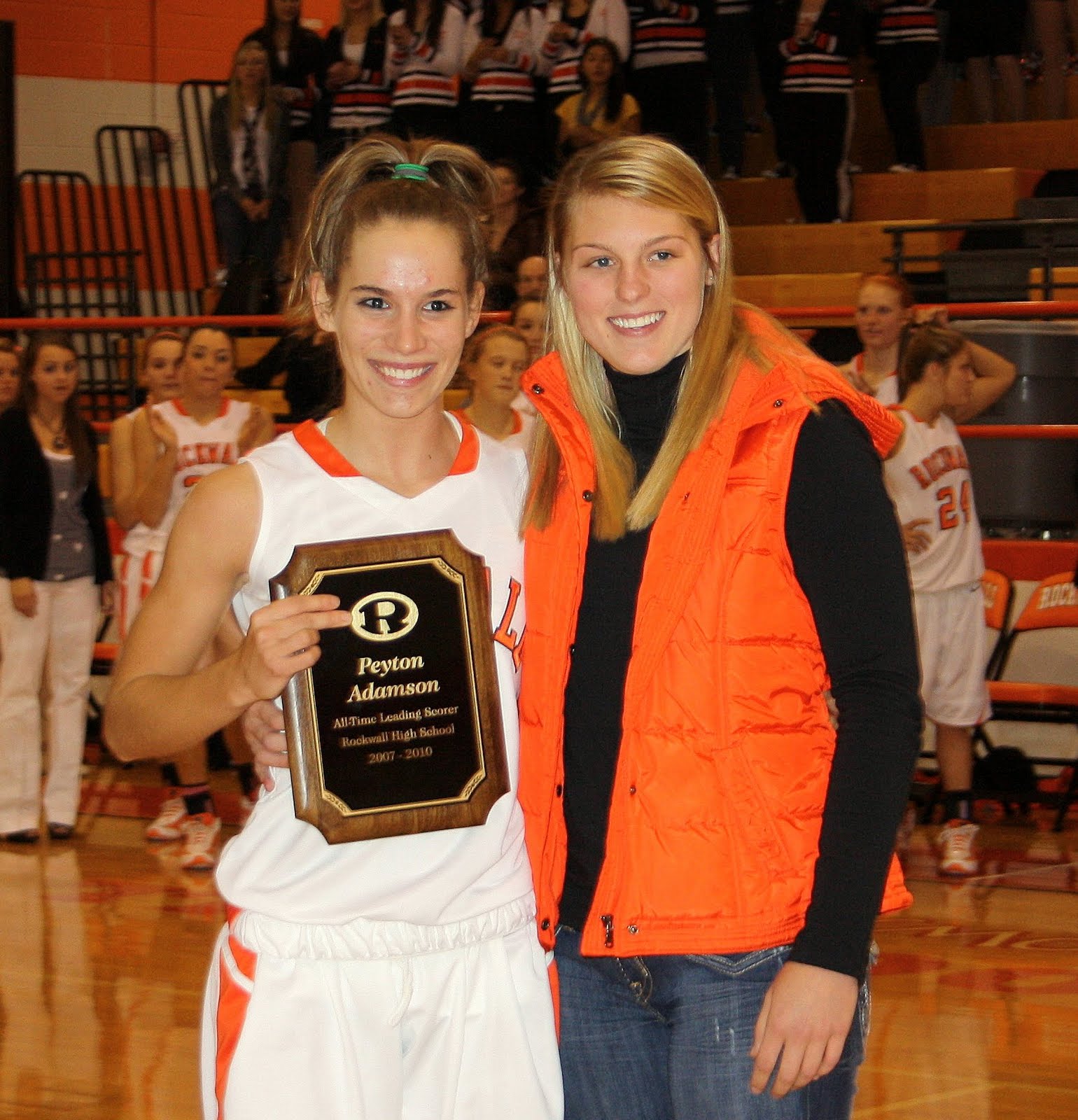 Lady Jacket Hoops: May 2010